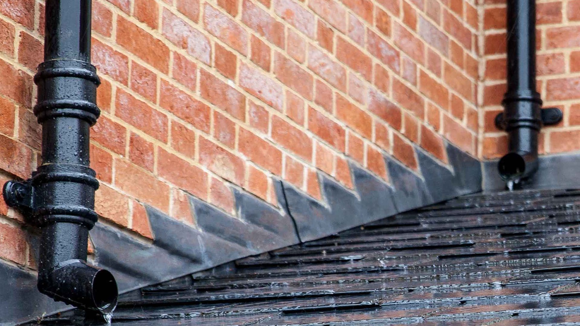 Cast Aluminium | Traditional Building Solutions